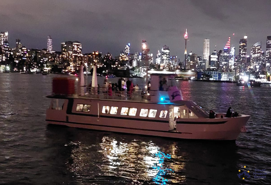 Bayrunner Boat Hire Sydney | Sydney Harbour Escapes