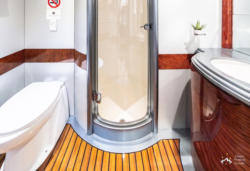 Gravity Boat Hire - Private Party Boat Charter - Sydney Harbour