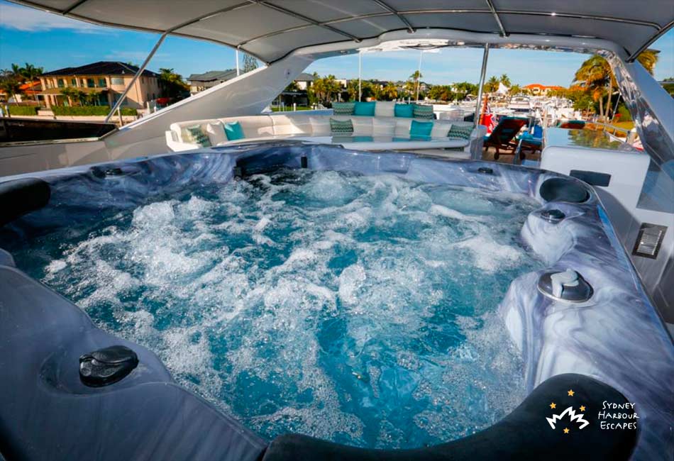 Hunter Boat Hire - Private Party Boat Charter - Sydney Harbour Cruises