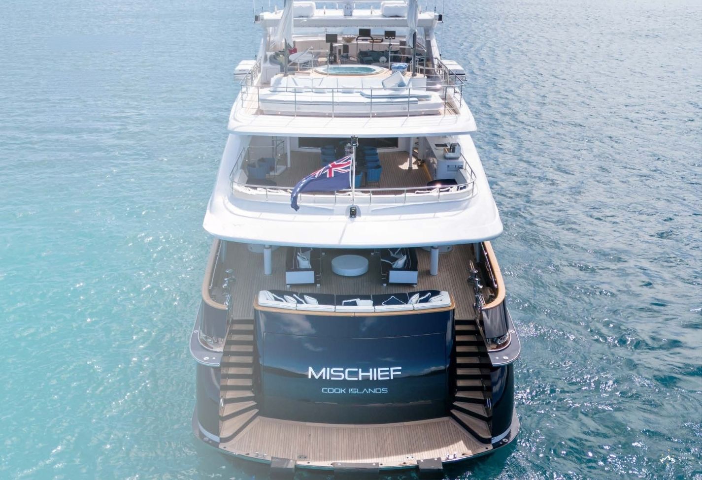 Mischief Boat Hire - Luxury Superyacht Charter - Sydney Harbour