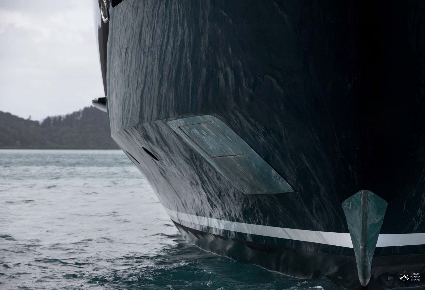 Mischief Boat Hire - Luxury Superyacht Charter - Sydney Harbour