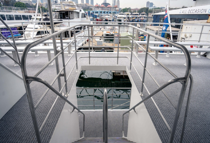 Calmer Boat Hire - Private Party Boat Hire - Sydney Harbour