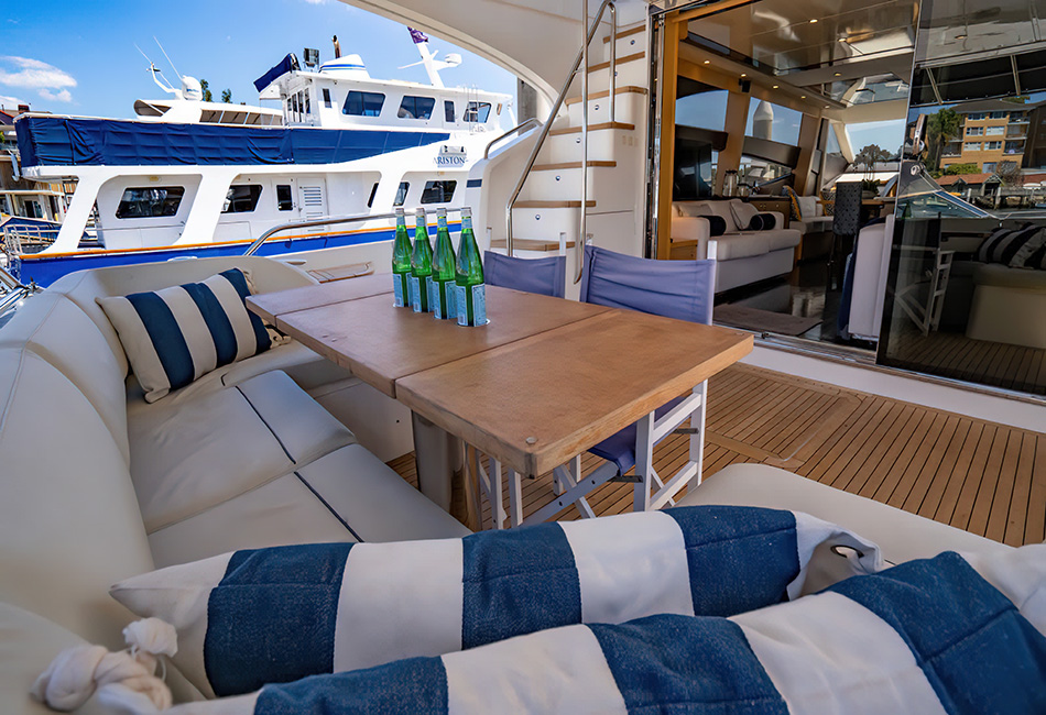 Phantom Boat Hire - Private Party Boat Hire - Sydney Harbour