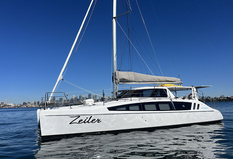 Zeiler Boat - Private Boat Cruise - Sydney Harbour Escapes
