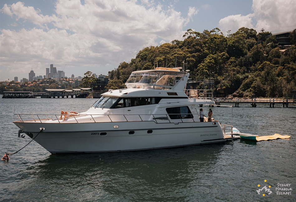 Enigma Skippered Charter | Sydney Harbour Escapes