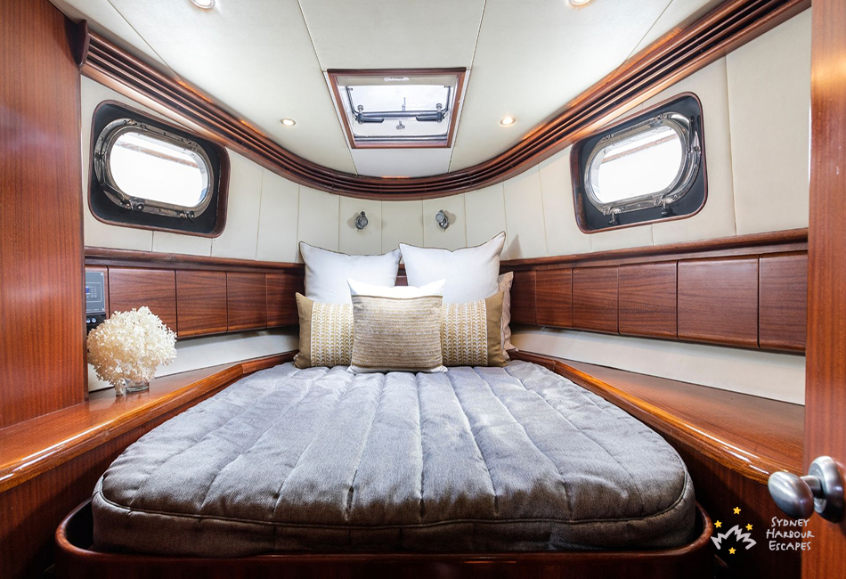 Enigma Skippered Charter | Sydney Harbour Escapes