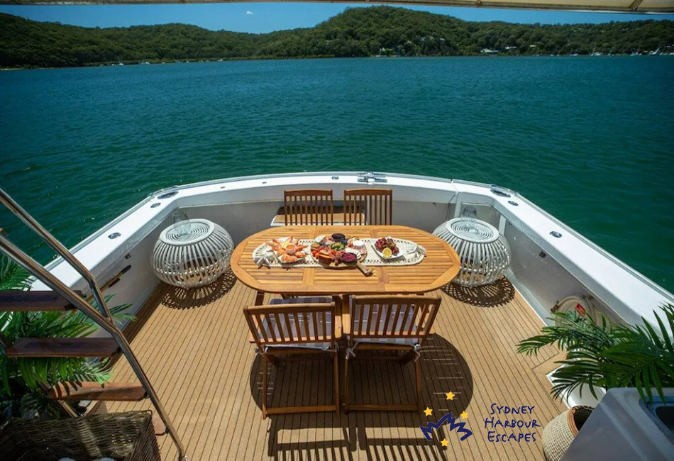 Highlander Boat Hire - Private Boat Charter - Sydney Harbour