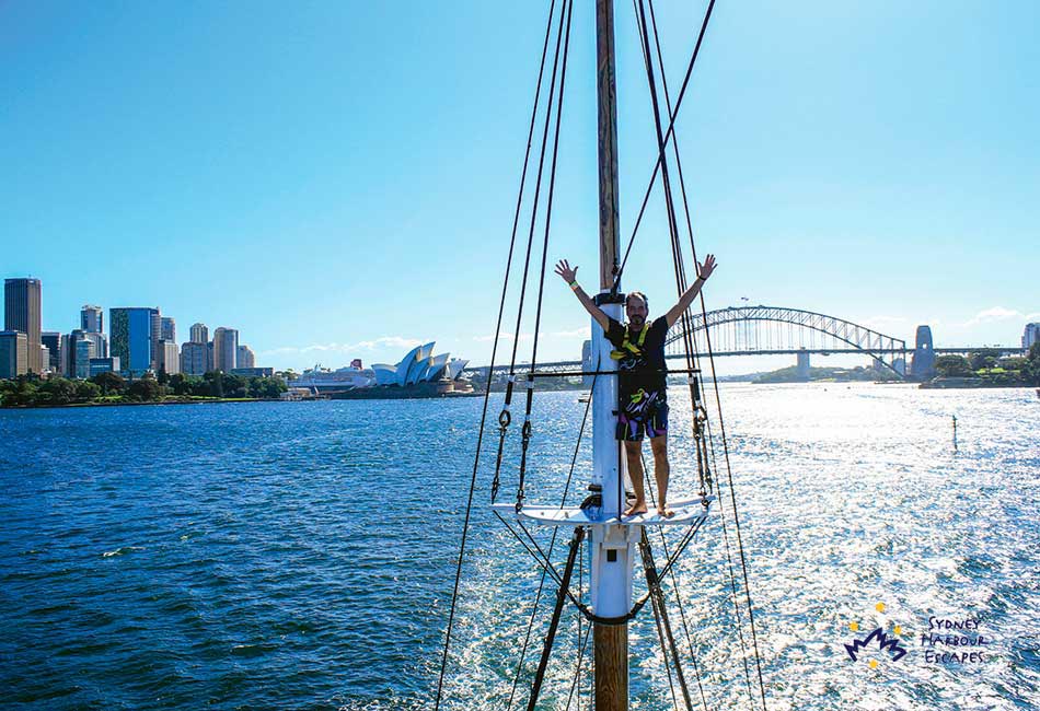 Soren Larsen Boat Hire - NYE Ticketed Cruise - Sydney Harbour
