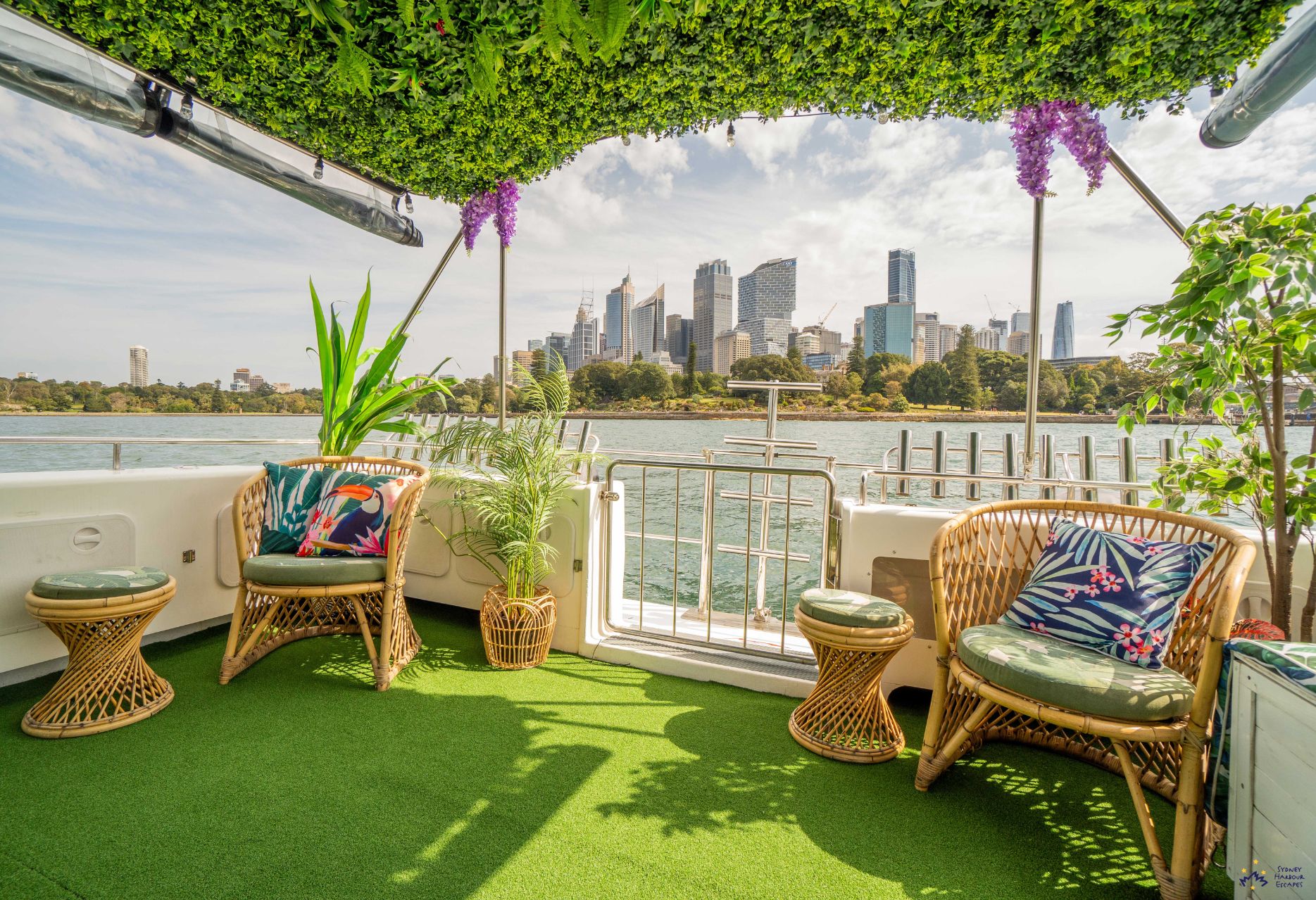 Monkey Business Boat Hire - Private Party Boat Hire