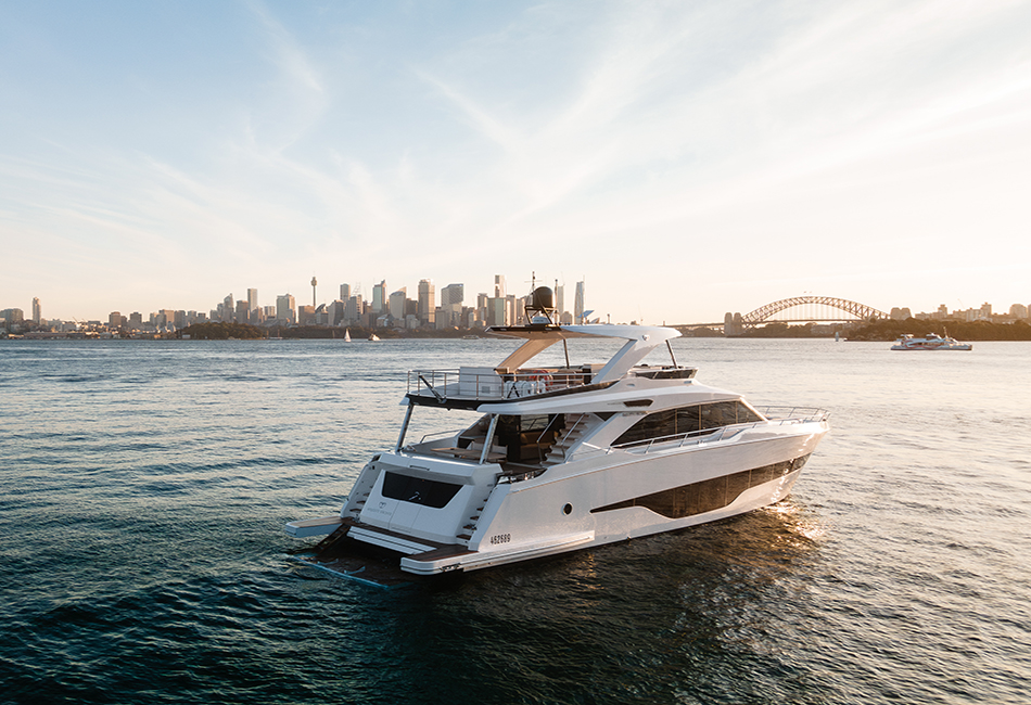 Topaz Boat - Luxury Superyacht Hire - Sydney Harbour Charter